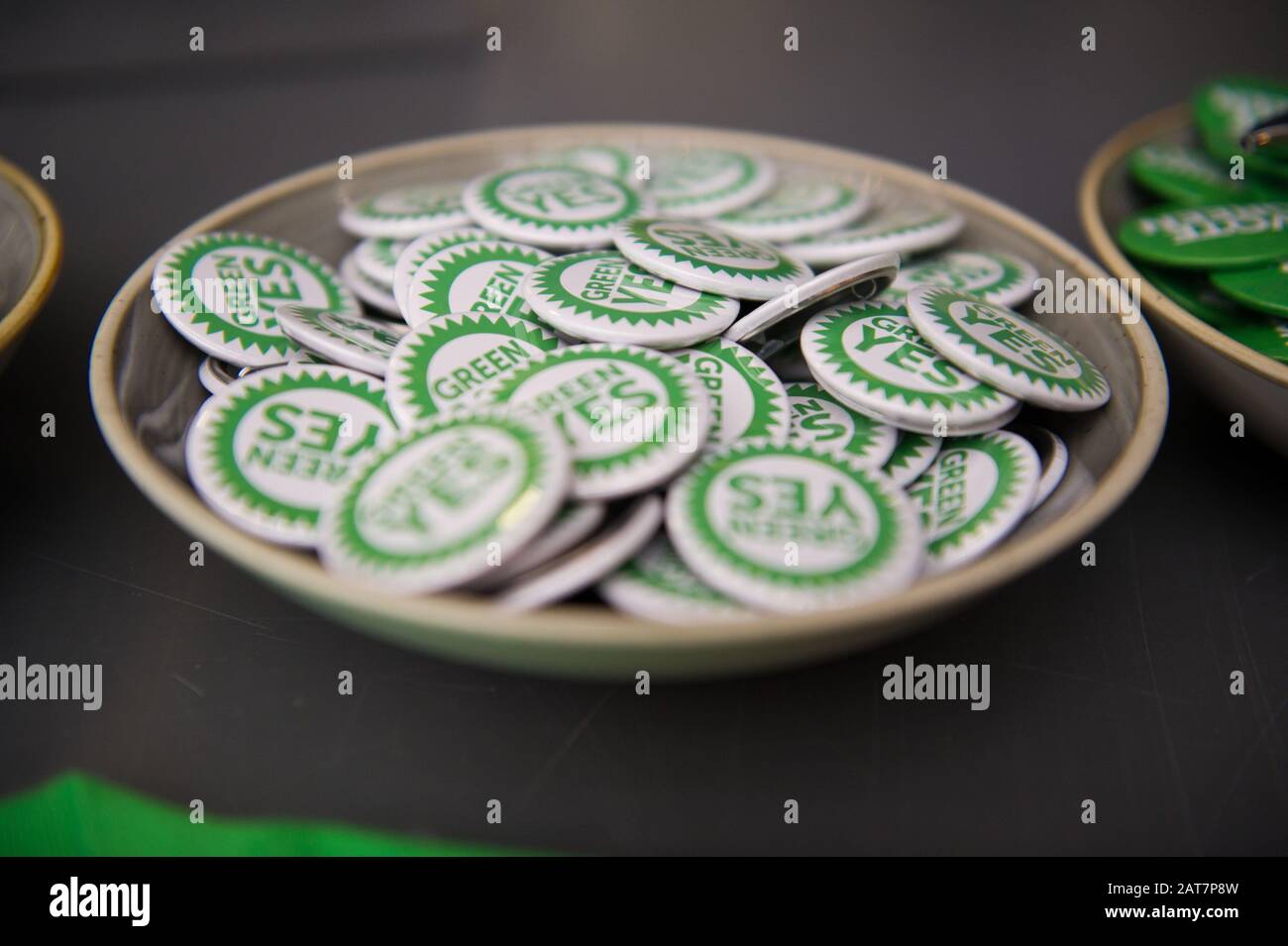 Scottish green party badges hi-res stock photography and images - Alamy