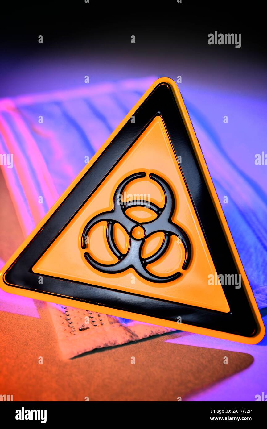 Outbreak mask hi-res stock photography and images - Alamy