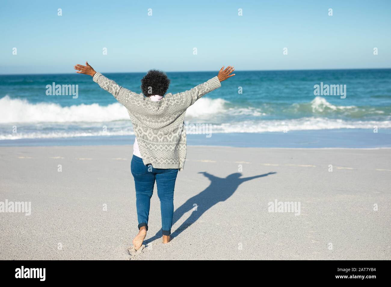 People in their free time hi-res stock photography and images - Alamy