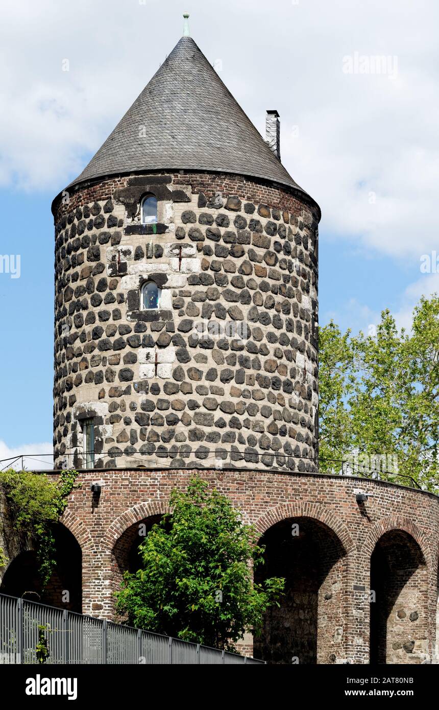 tower of the historical medieval city wall of cologne Stock Photo - Alamy