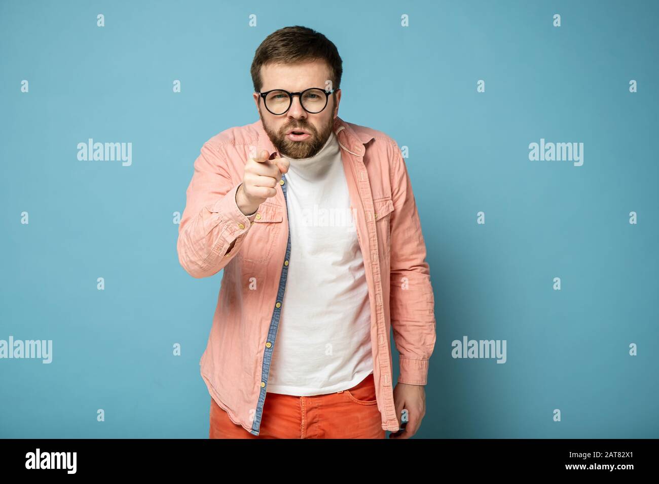 Dangerous looking man hi-res stock photography and images - Alamy