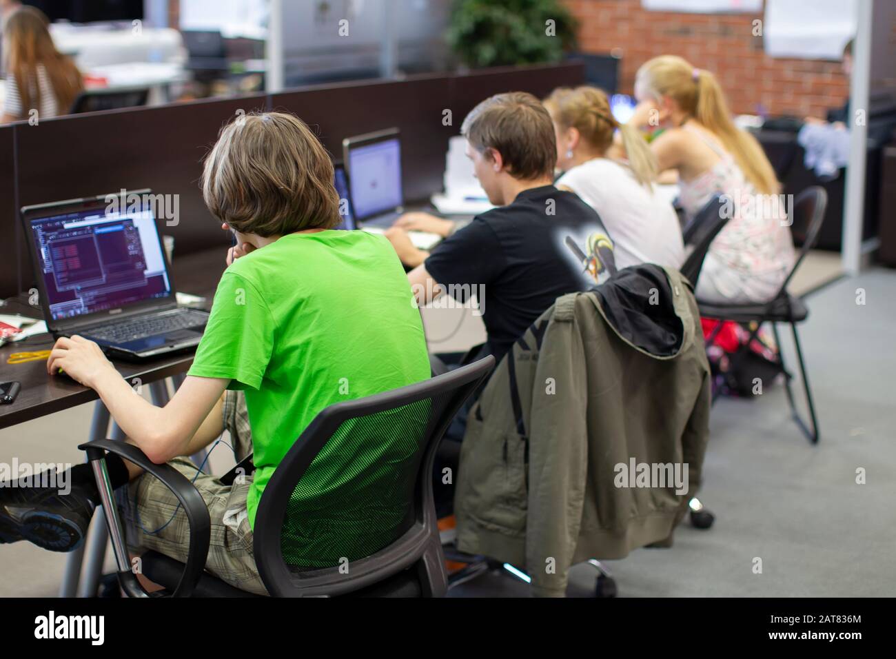 Office routine young team work hi-res stock photography and images - Alamy