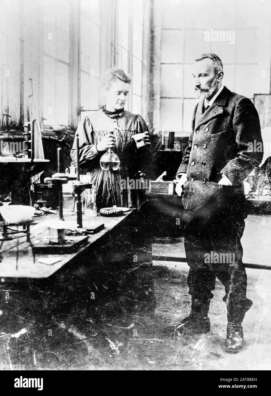 Pierre and Marie Curie in their laboratory, photograph circa 1900 Stock ...