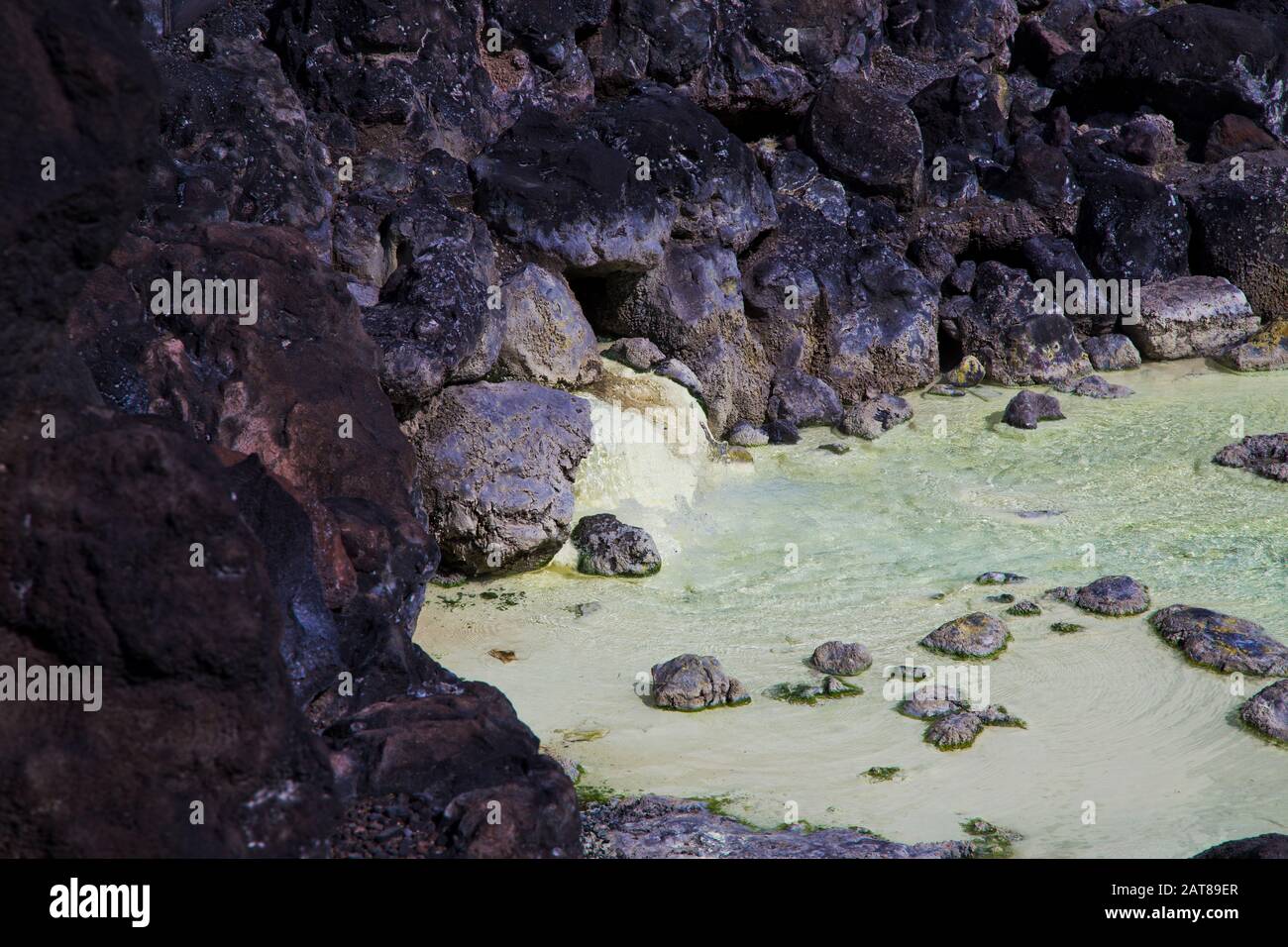 Yubatake onsen, hot spring wooden boxes with mineral water in Kusatsu ...