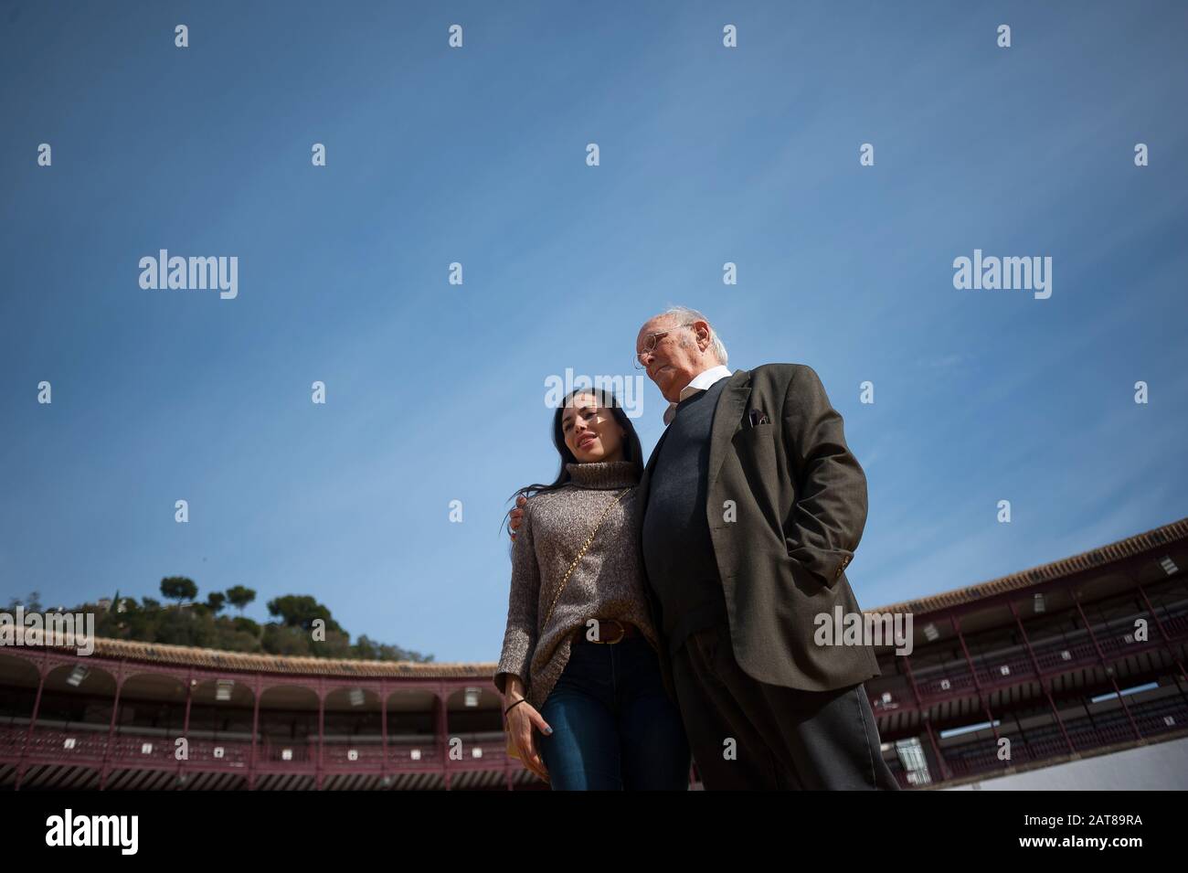Carlos Saura poses with his daughter Anna Saura during the exhibition ...