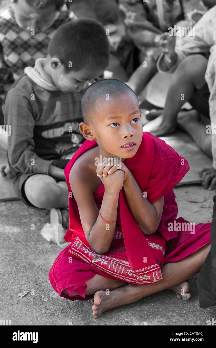 Monk kids hi-res stock photography and images - Alamy