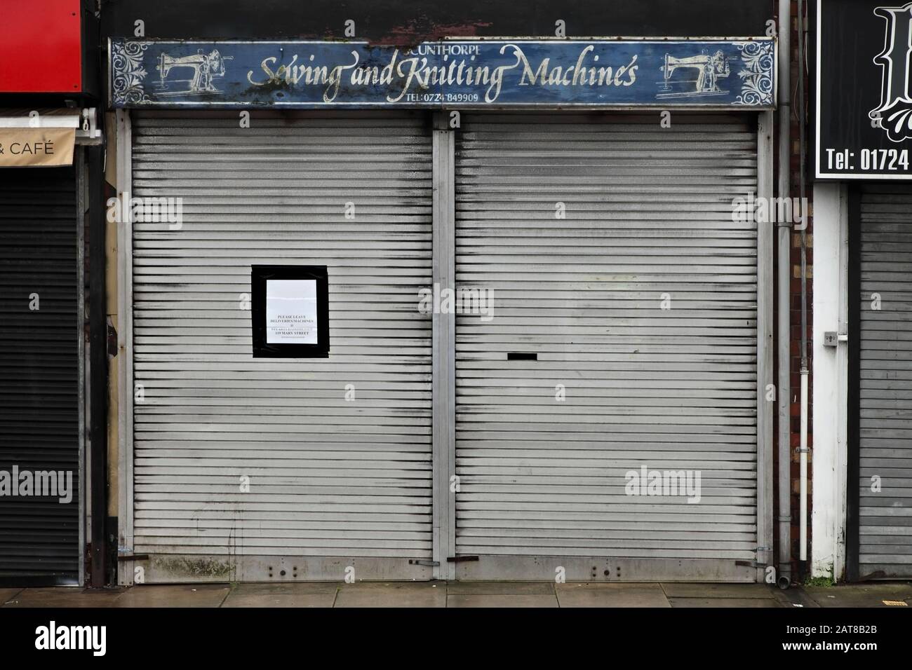 Closed sewing and knitting machine shop, Scunthorpe, UK Stock Photo - Alamy