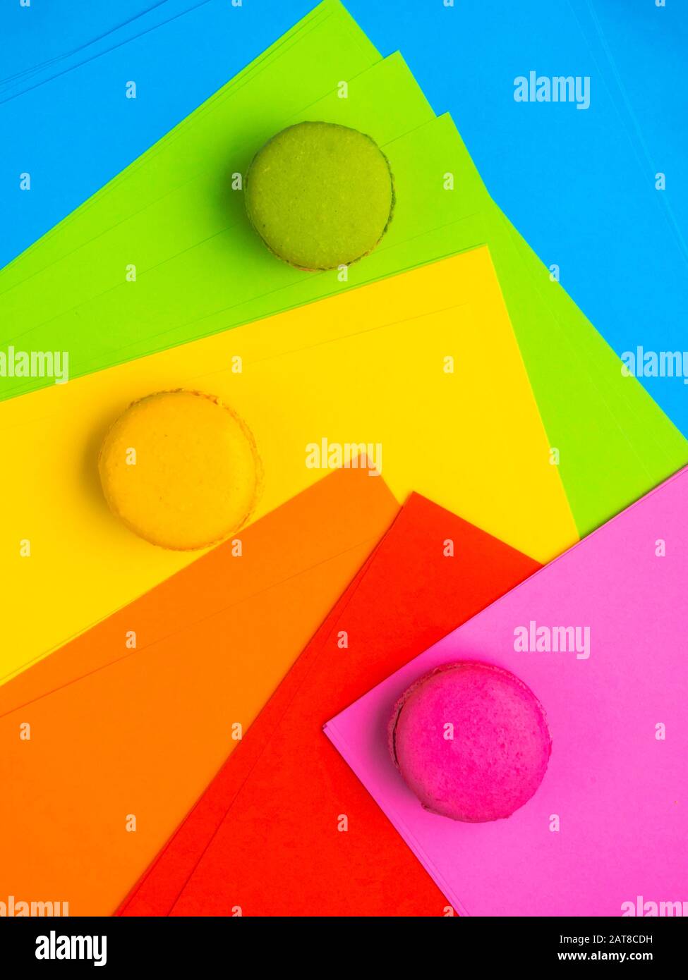 Macaroons rainbow background. Macaroons cookies any types of colour ...