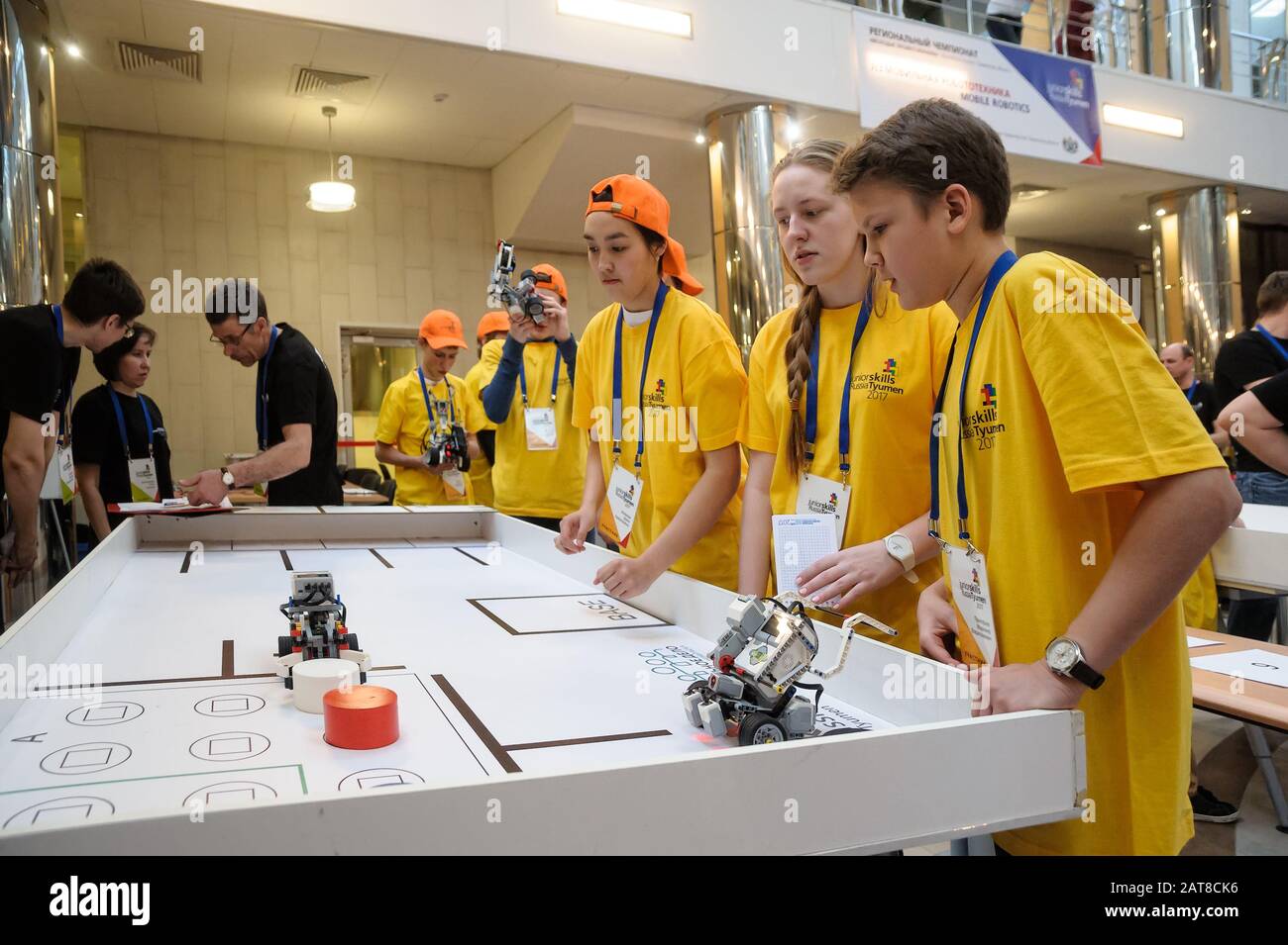 Competitions of robots among school students Stock Photo - Alamy