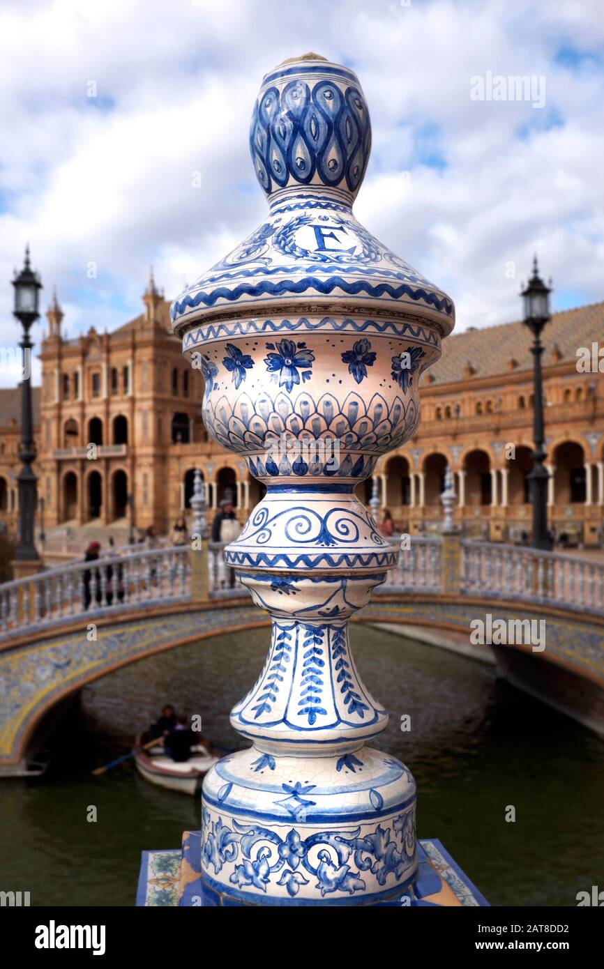 Ceramic decorative pillar at the Plaza de España, Seville, Spain Stock ...
