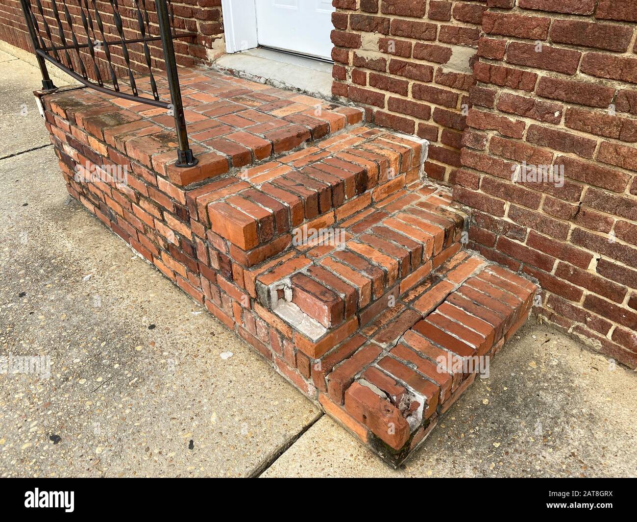 Brick steps hi-res stock photography and images - Alamy
