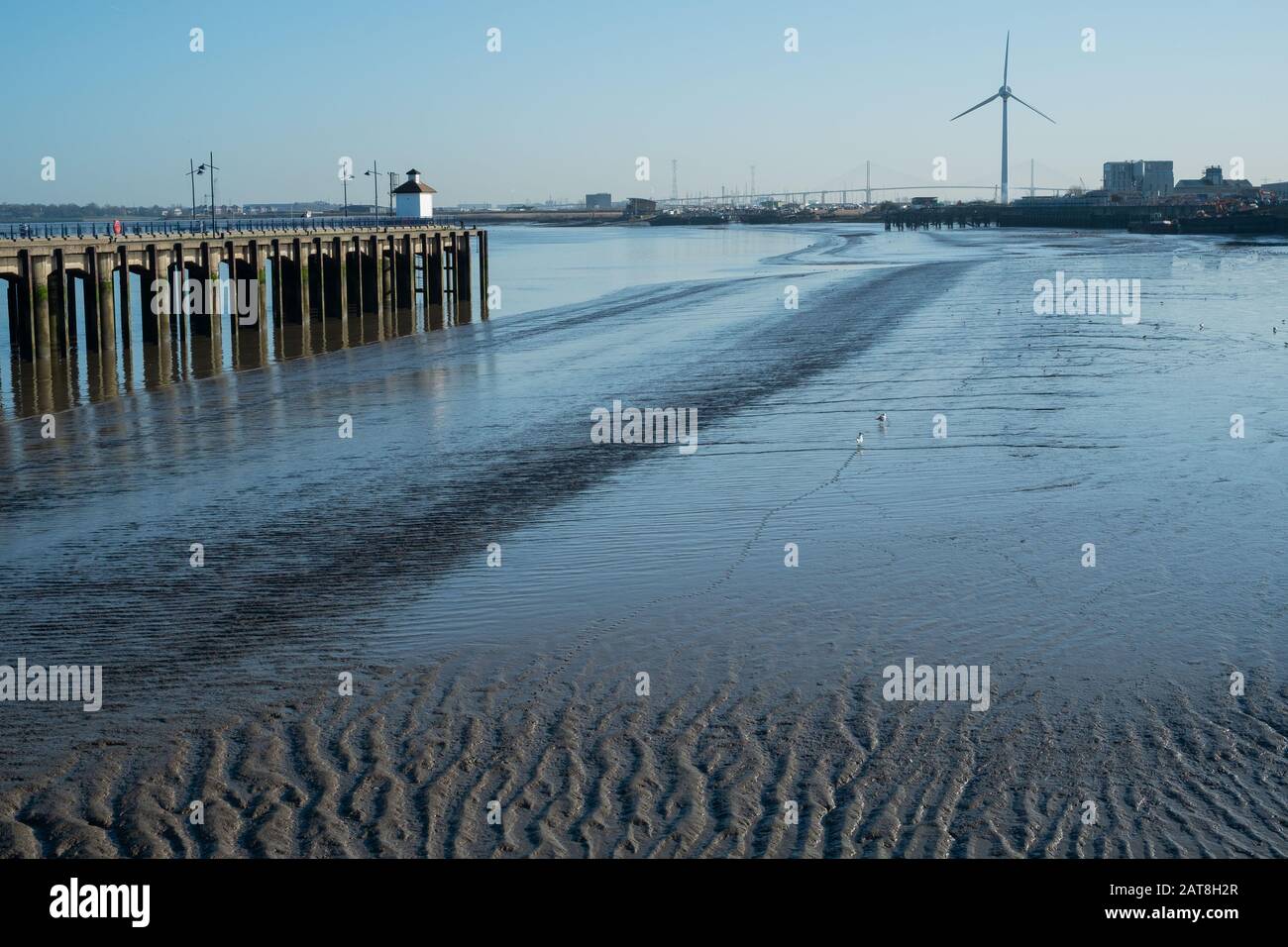 Erith thames hi-res stock photography and images - Alamy