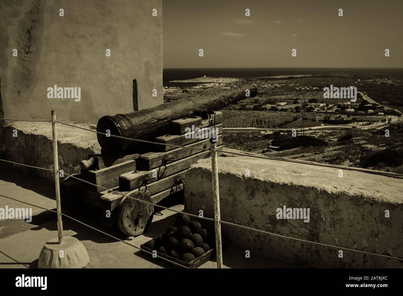 Old red cannon in hi-res stock photography and images - Alamy