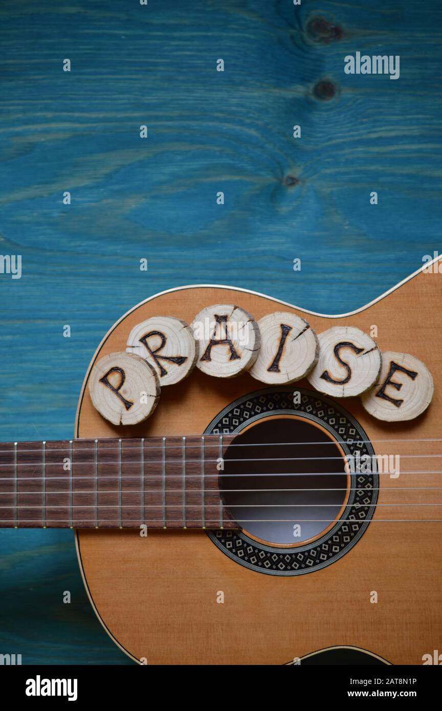 Instrument of praise hi-res stock photography and images - Alamy