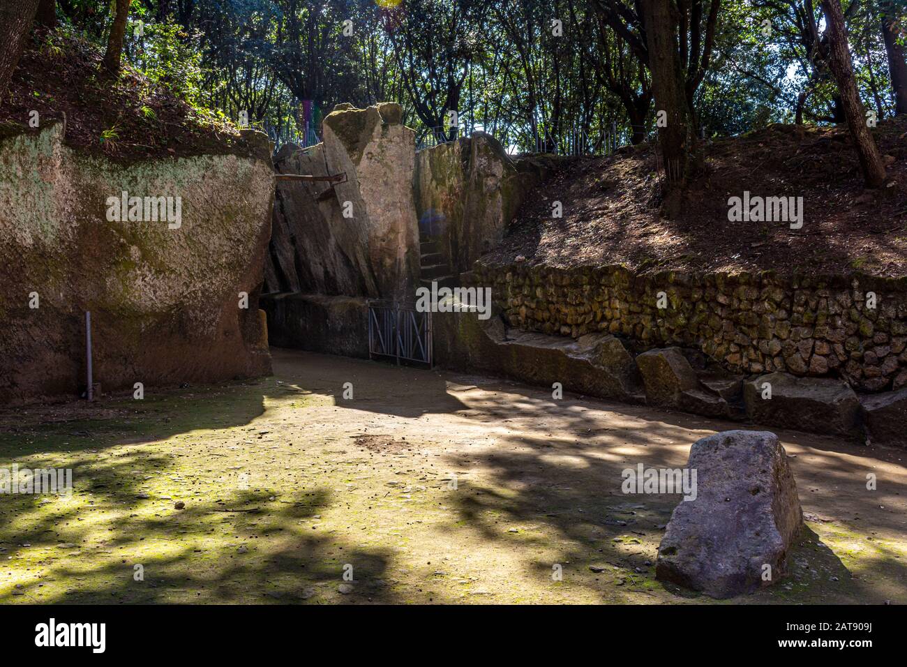 Italy, Cuma, view and details of the Sibilla caves Stock Photo - Alamy