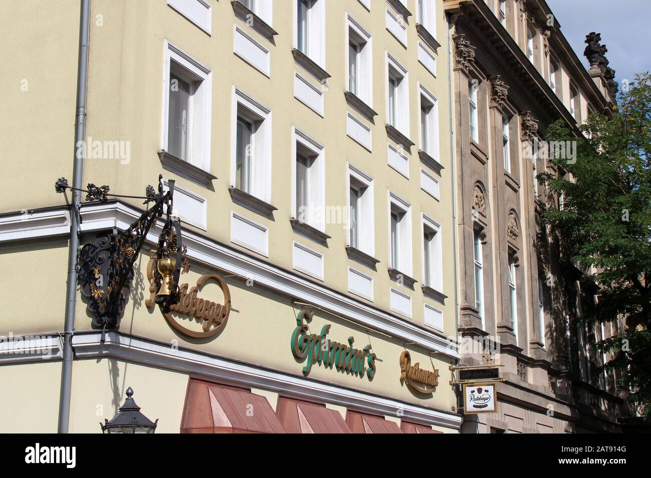 Baroque urbanism hi-res stock photography and images - Alamy