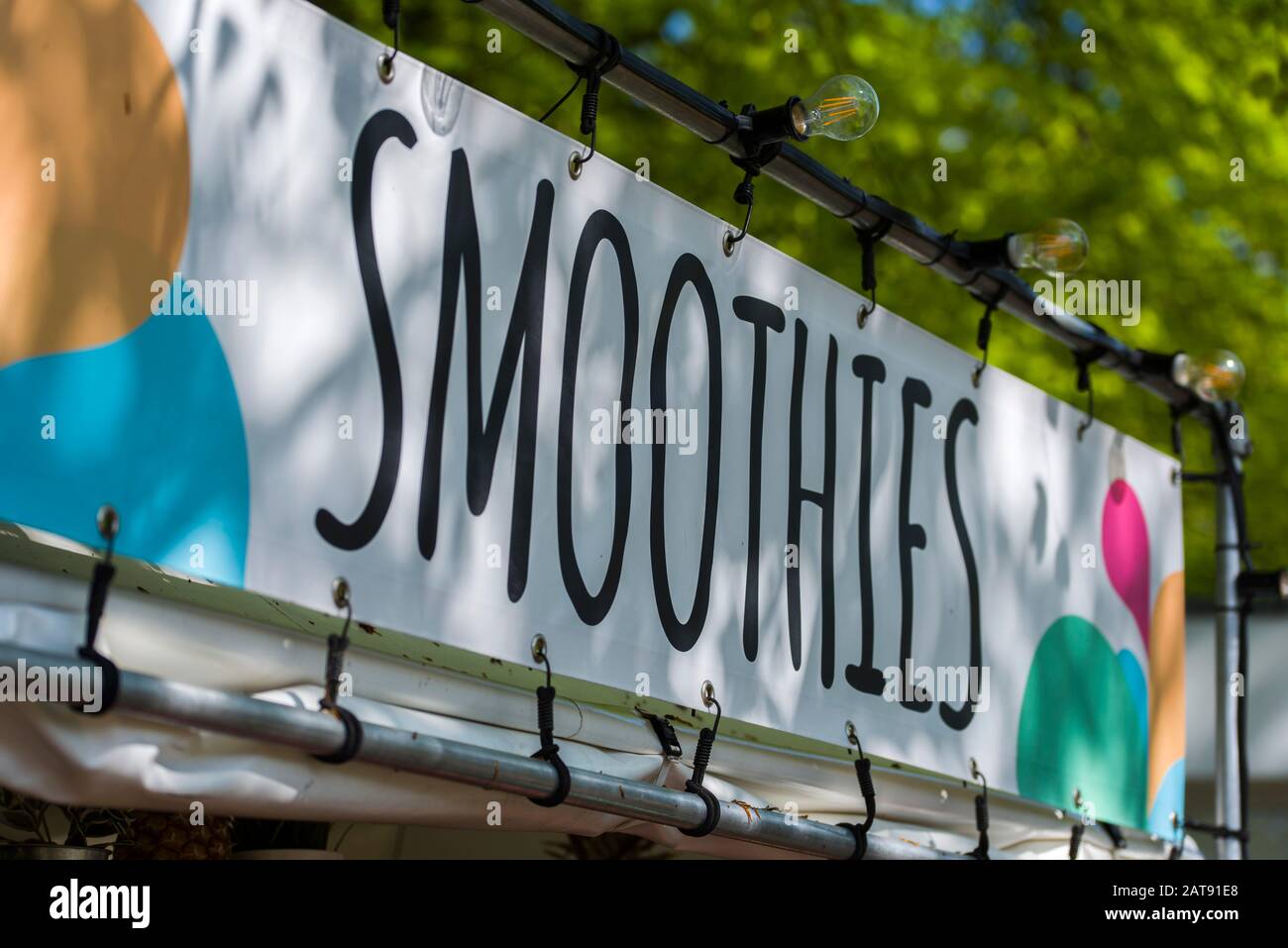 Smoothies sign hi-res stock photography and images - Alamy