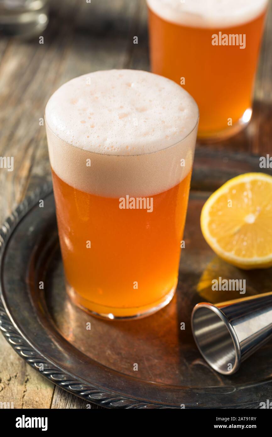 Lemon beer shandy hi-res stock photography and images - Alamy