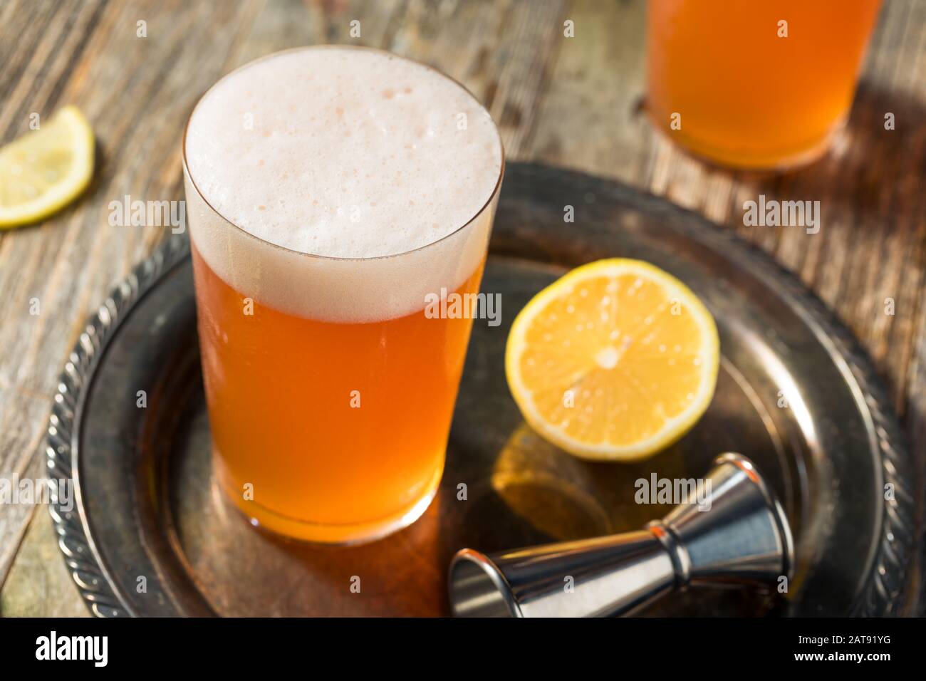 Lemon beer shandy hi-res stock photography and images - Alamy
