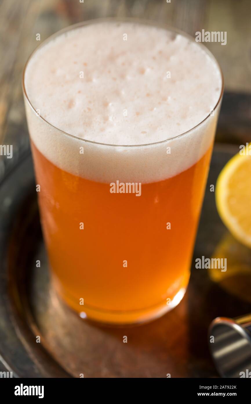 Lemon beer shandy hi-res stock photography and images - Alamy