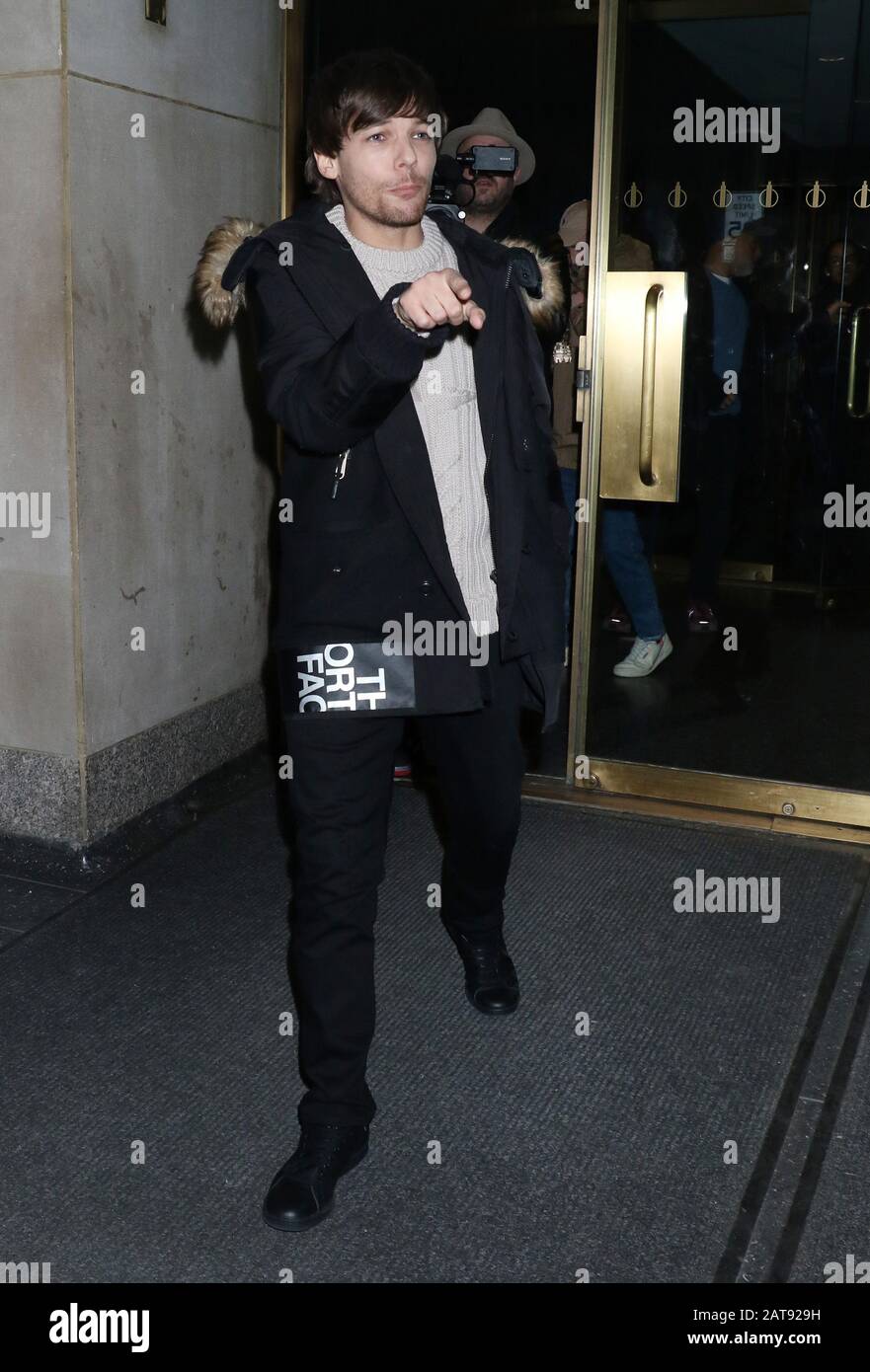 Louis tomlinson show hi-res stock photography and images - Alamy