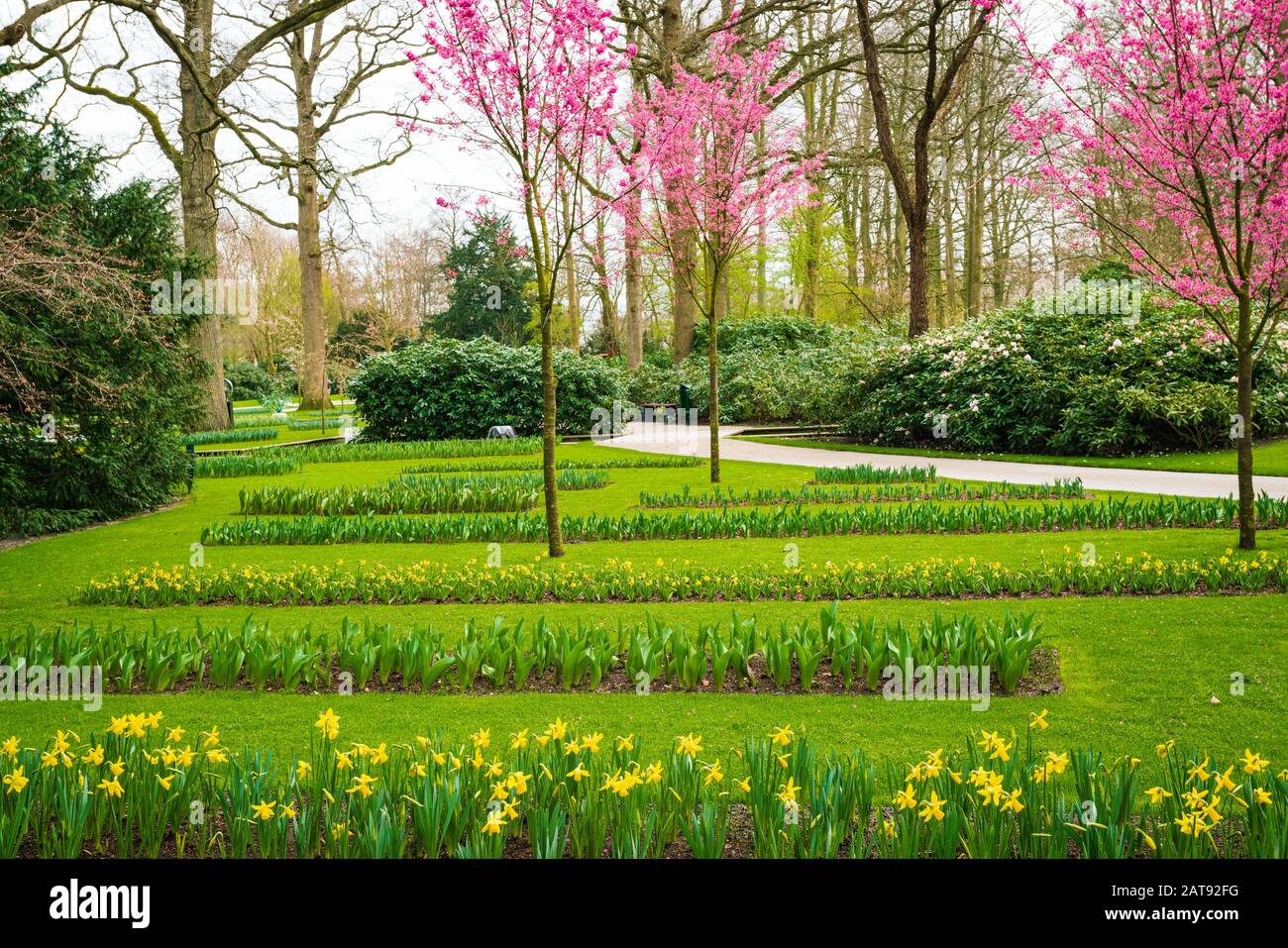 Beautiful park garden in spring. Formal Garden Stock Photo - Alamy