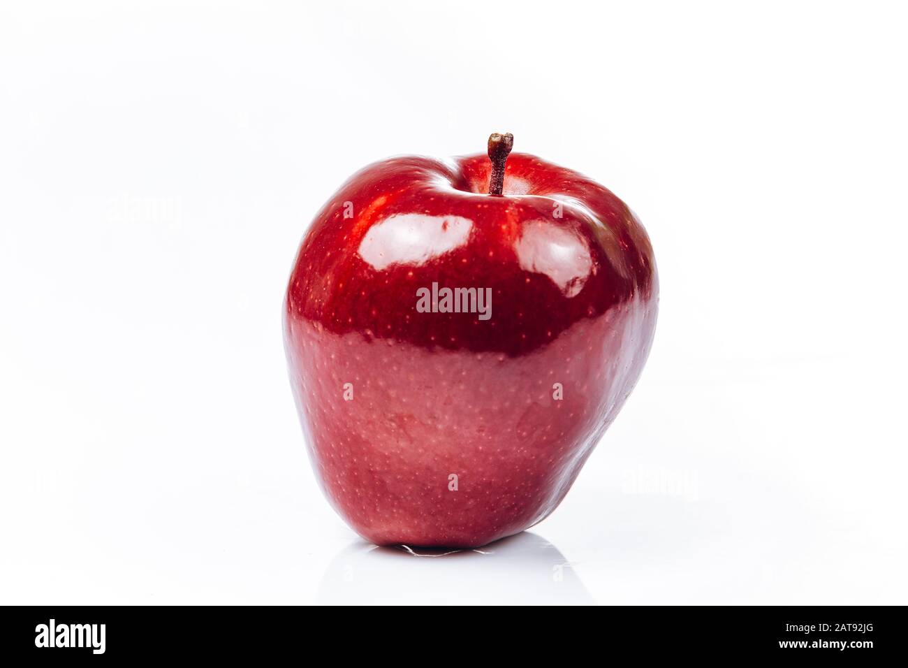 Fresh red apple on white background with beautiful reflection Stock ...