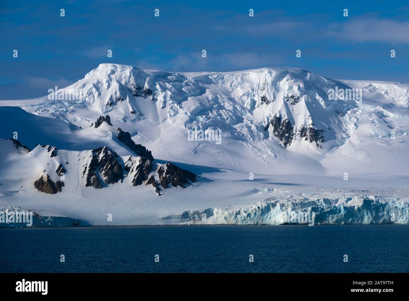 Stunning coastal landscapes along the Tabarin peninsula in the ...