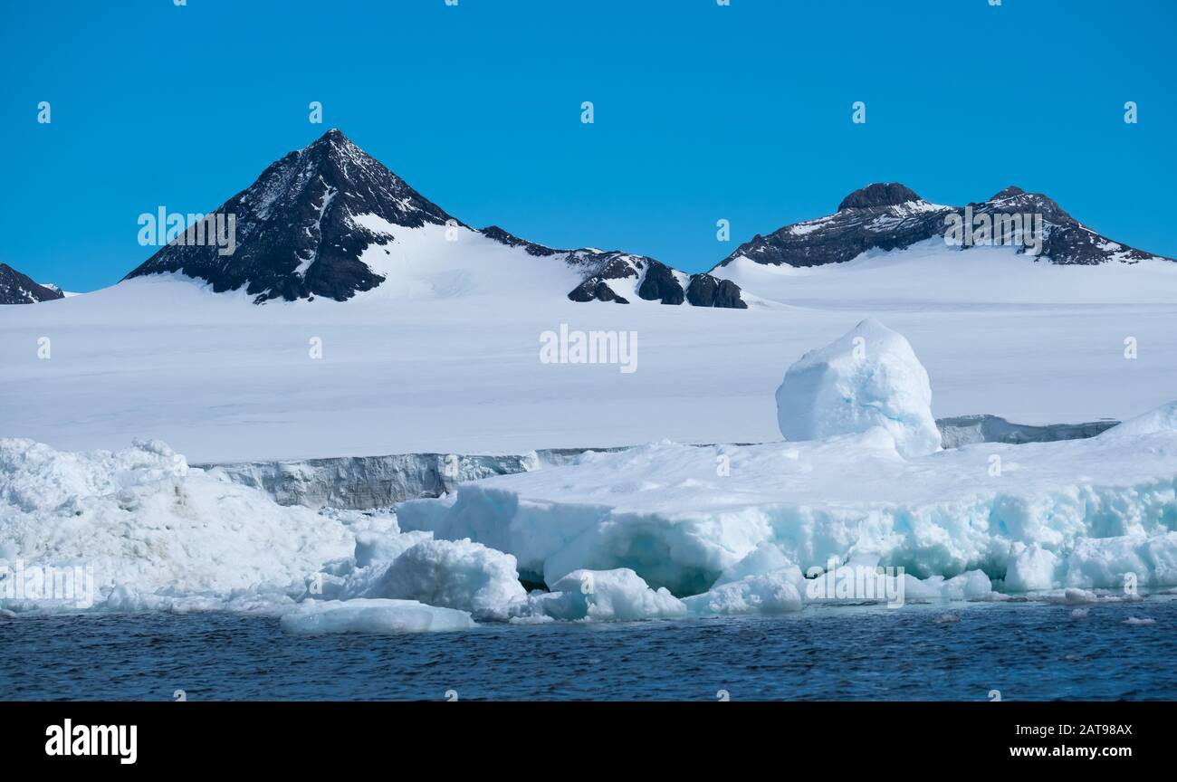 Stunning coastal landscapes along the Tabarin peninsula in the ...