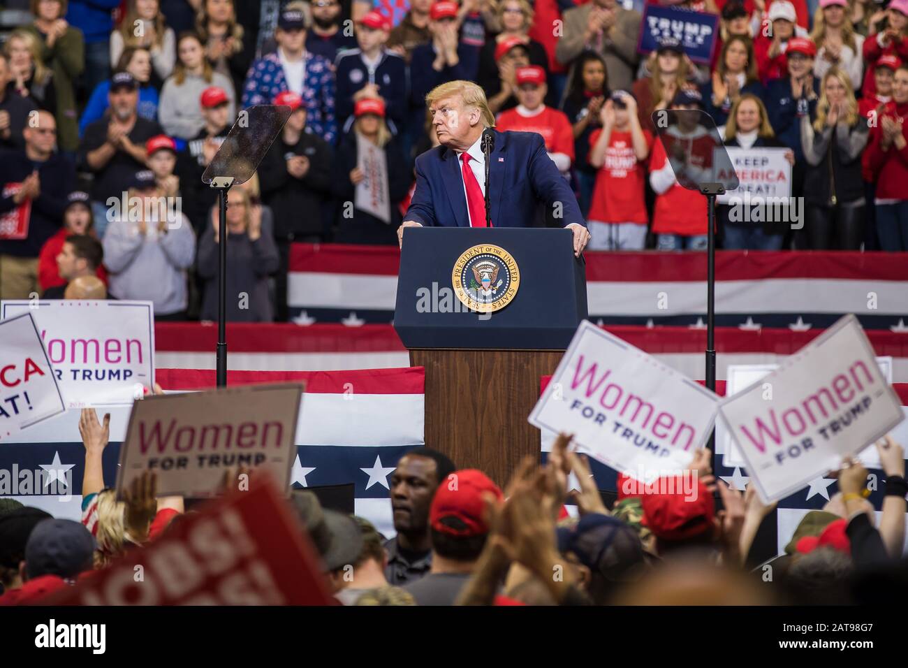 President Donald Trump MAGA Rally in Des Moines, Iowa, USA Stock Photo ...