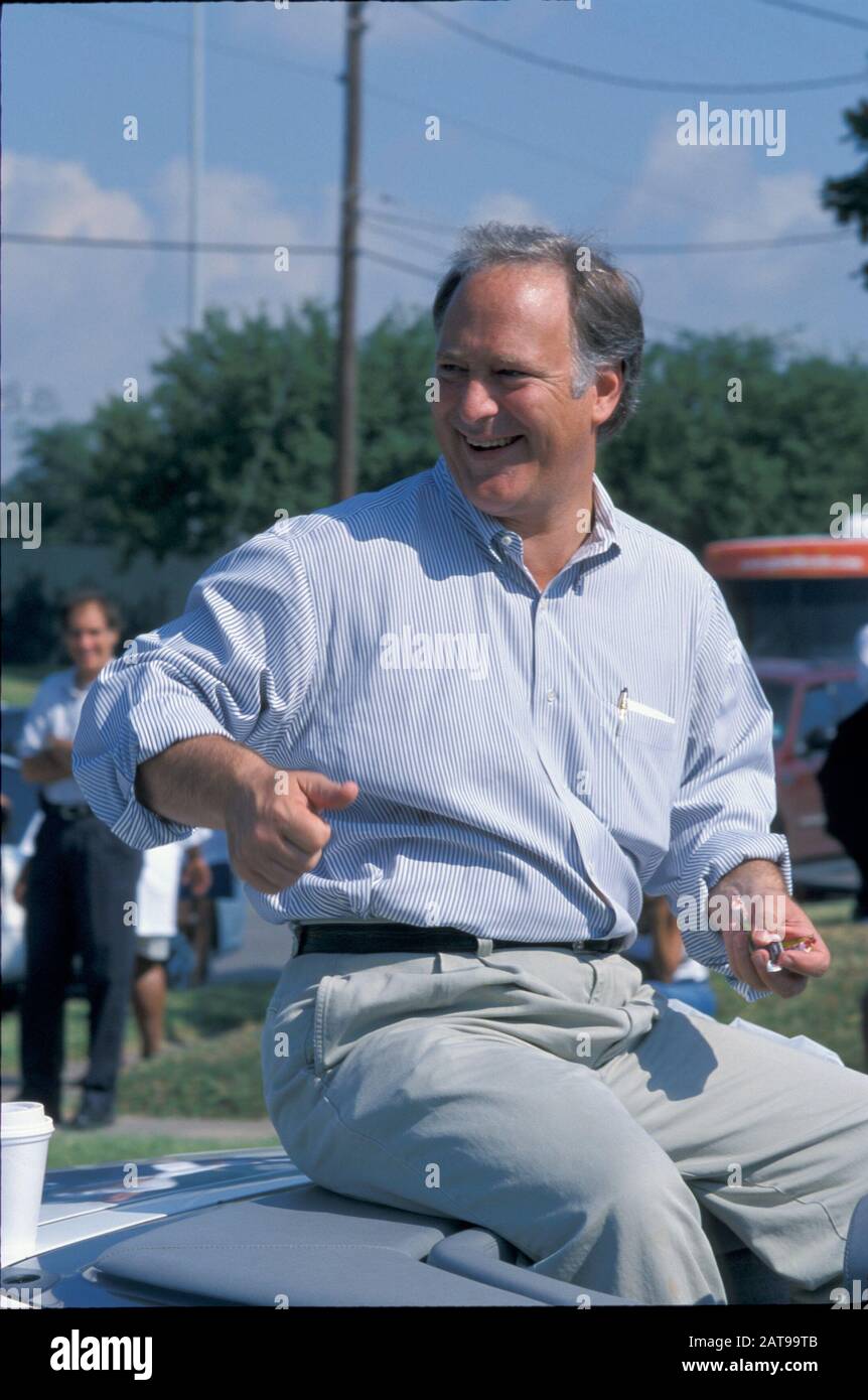 Austin, Texas: Austin Mayor Kirk Watson waves to crowd at Juneteenth ...