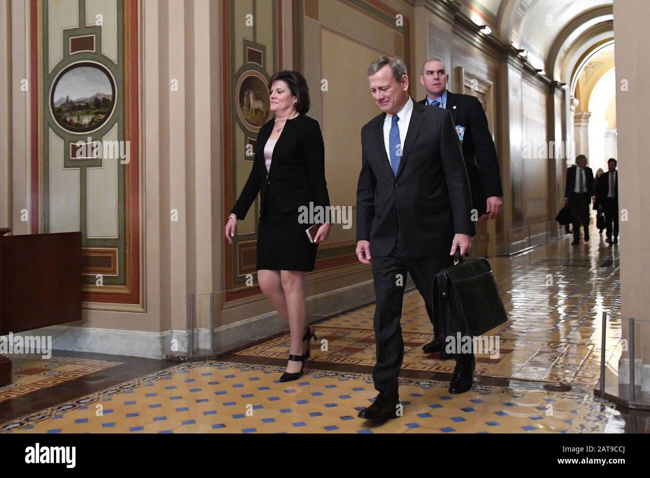 Us supreme court chief justice hi-res stock photography and images - Alamy