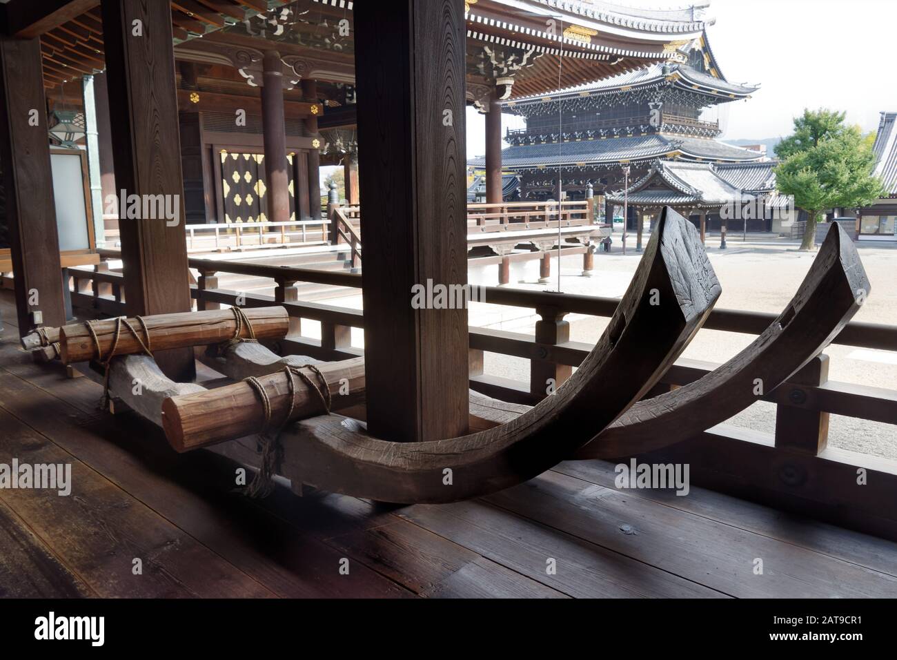 Higashi Hongan-ji temple, Kyoto, Japan Stock Photo - Alamy