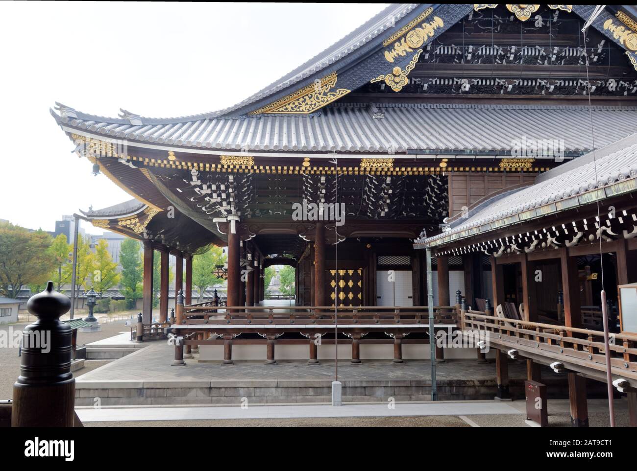 Higashi Hongan-ji temple, Kyoto, Japan Stock Photo - Alamy