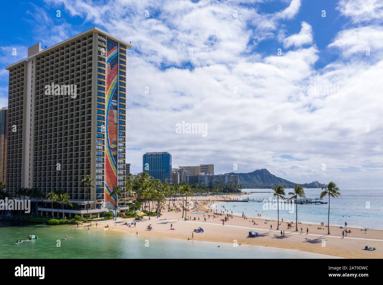 Hilton waikiki beach hi-res stock photography and images - Alamy