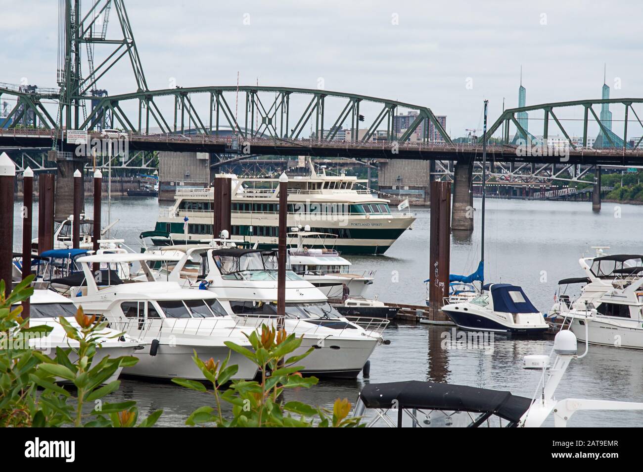 Portland spirit yacht hi-res stock photography and images - Alamy