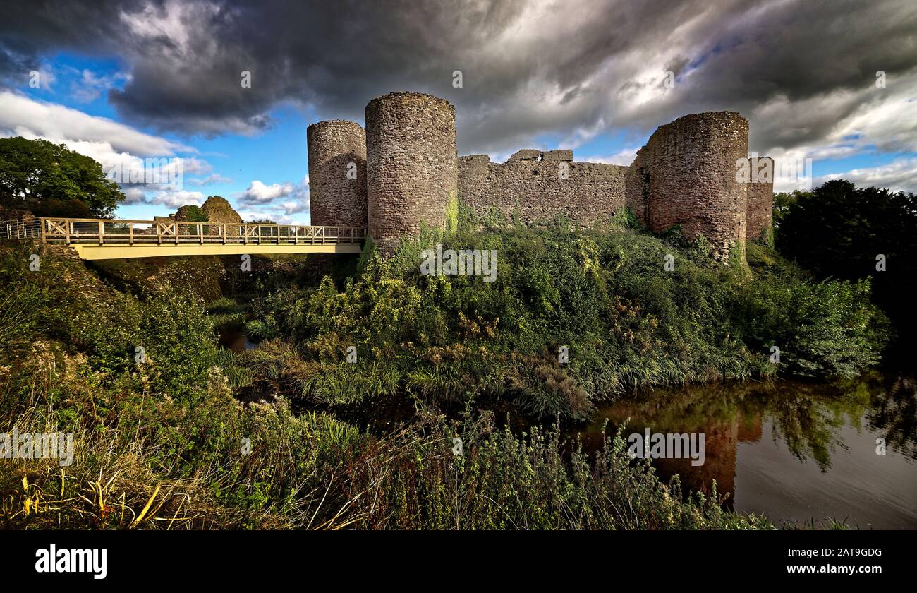 White Castle (in Welsh: Castell Gwyn), is also known historically as ...