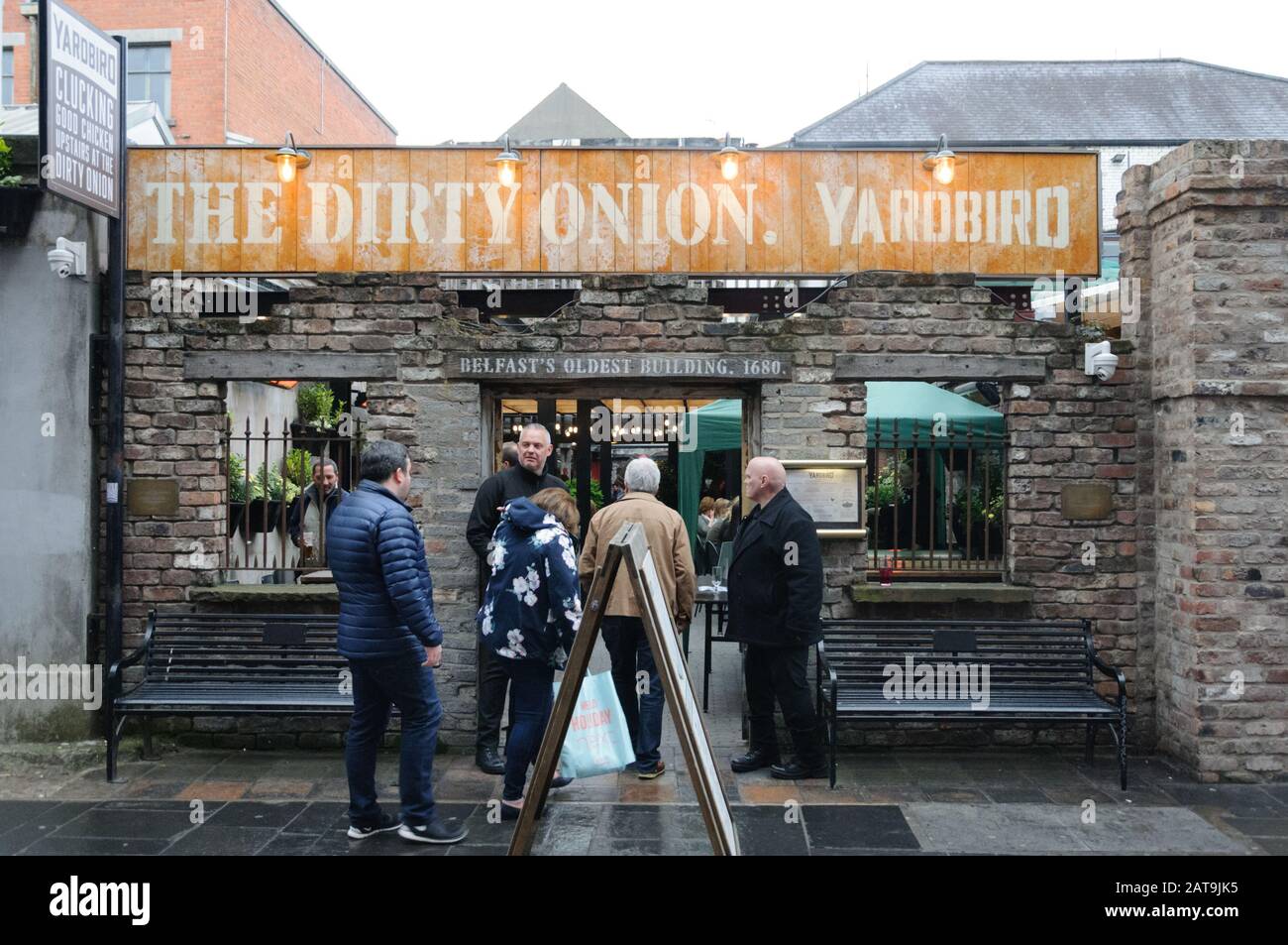 Dirty onion pub hi-res stock photography and images - Alamy