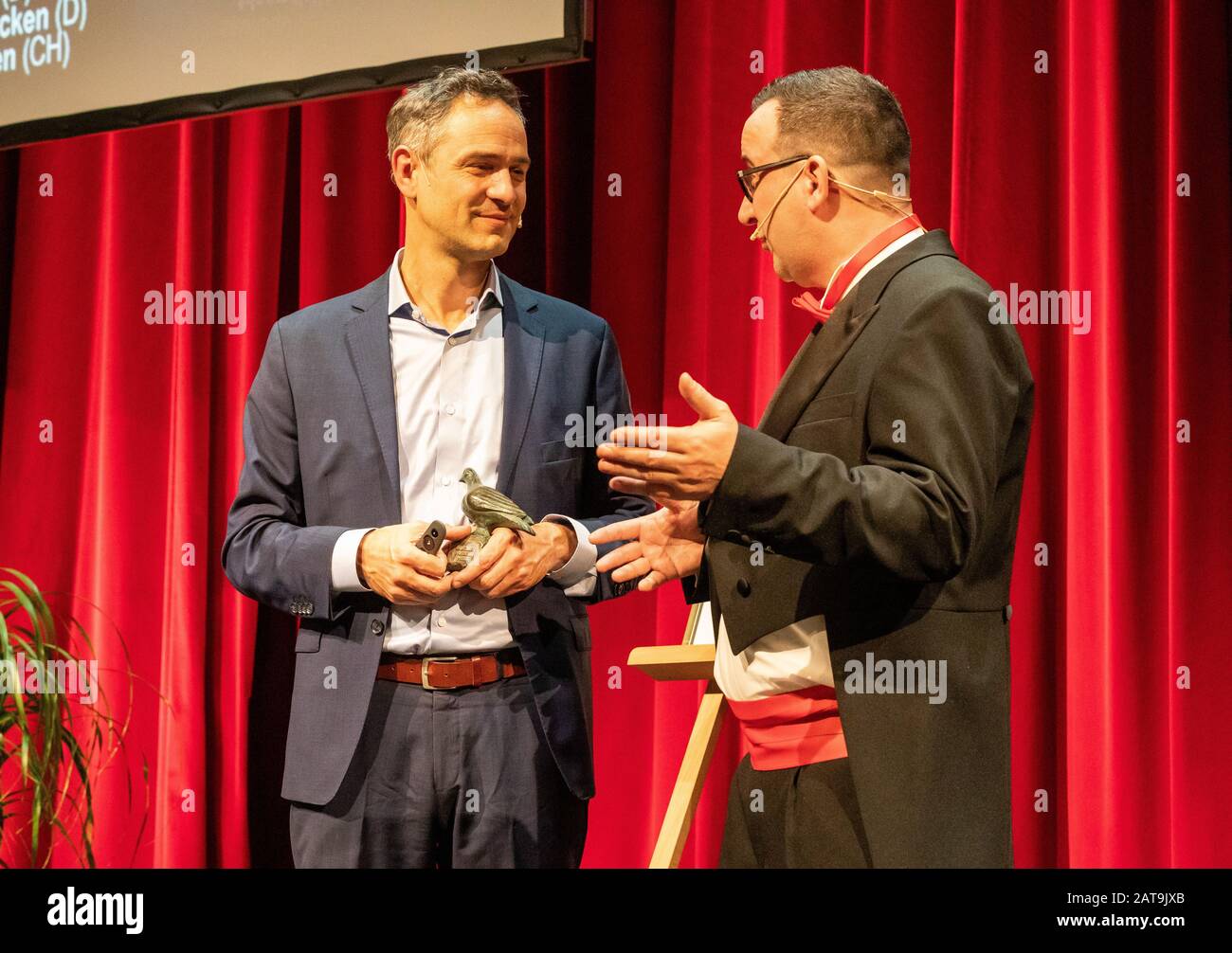 Daniele Ganser und David Vandeven bei der Verleihung des Bautzener ...