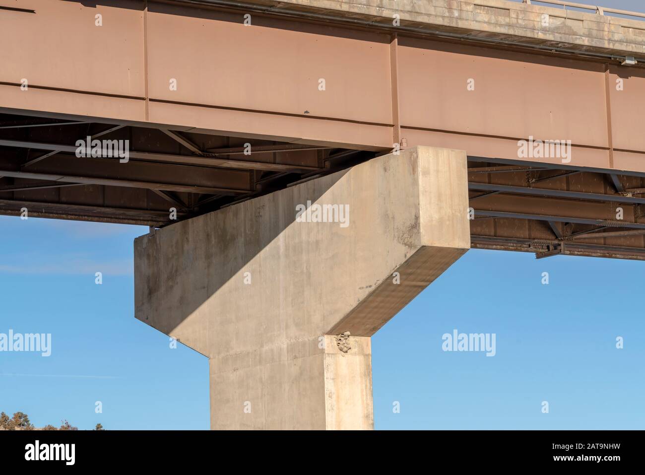 Stringer beam bridge hi-res stock photography and images - Alamy