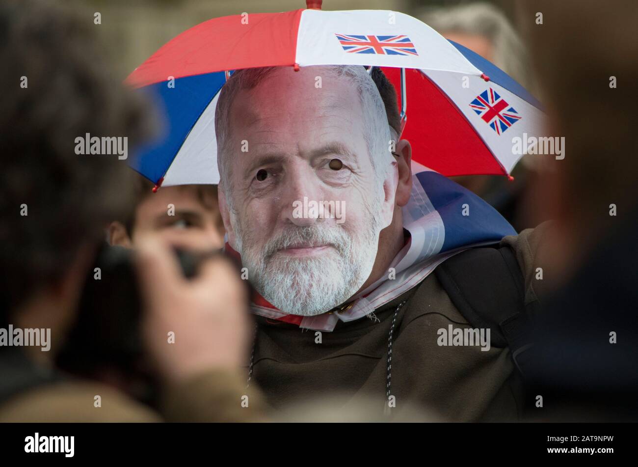 Jeremy corbyn mask hi-res stock photography and images - Alamy