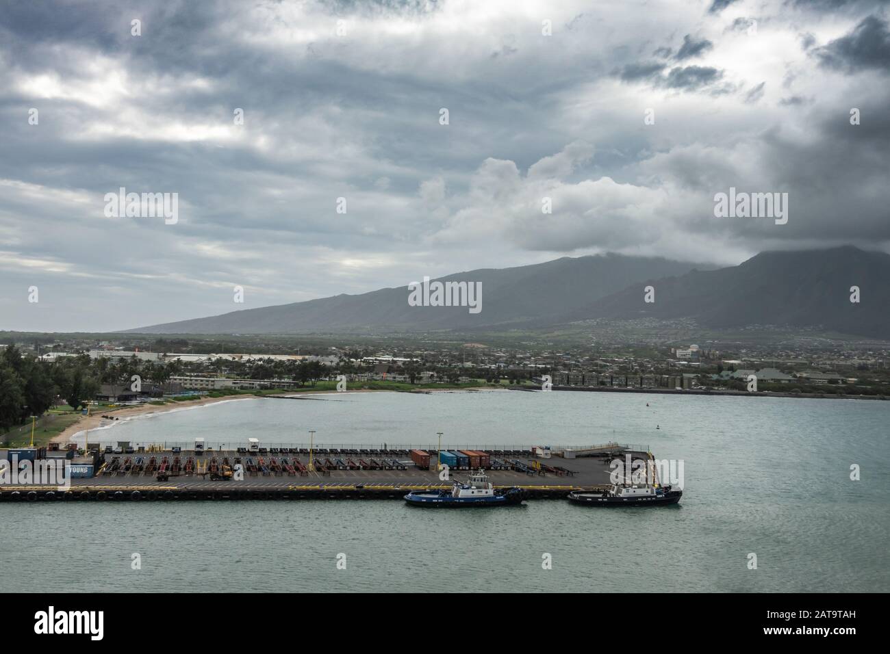 Shipping container trailers hi-res stock photography and images - Alamy