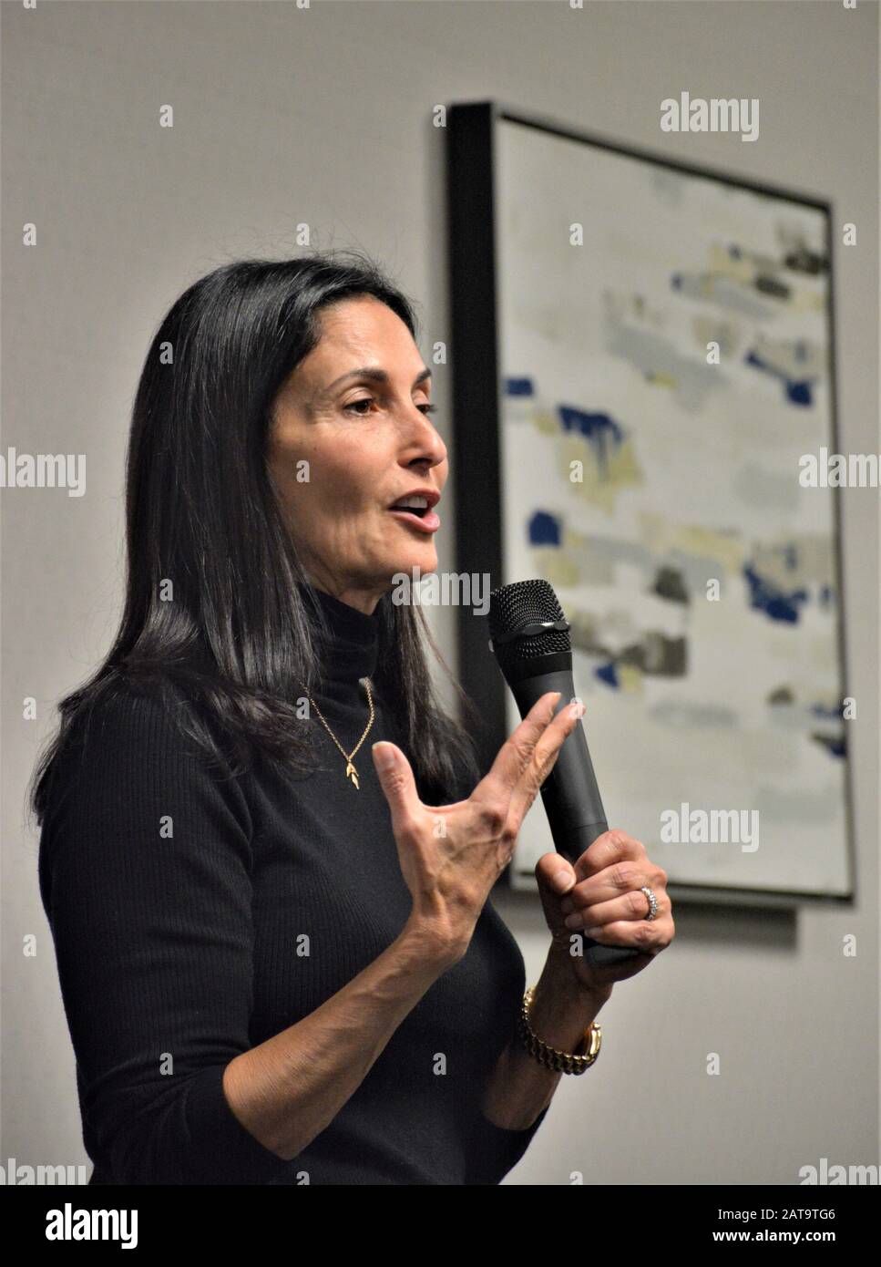 Leslie gilbert hi-res stock photography and images - Alamy