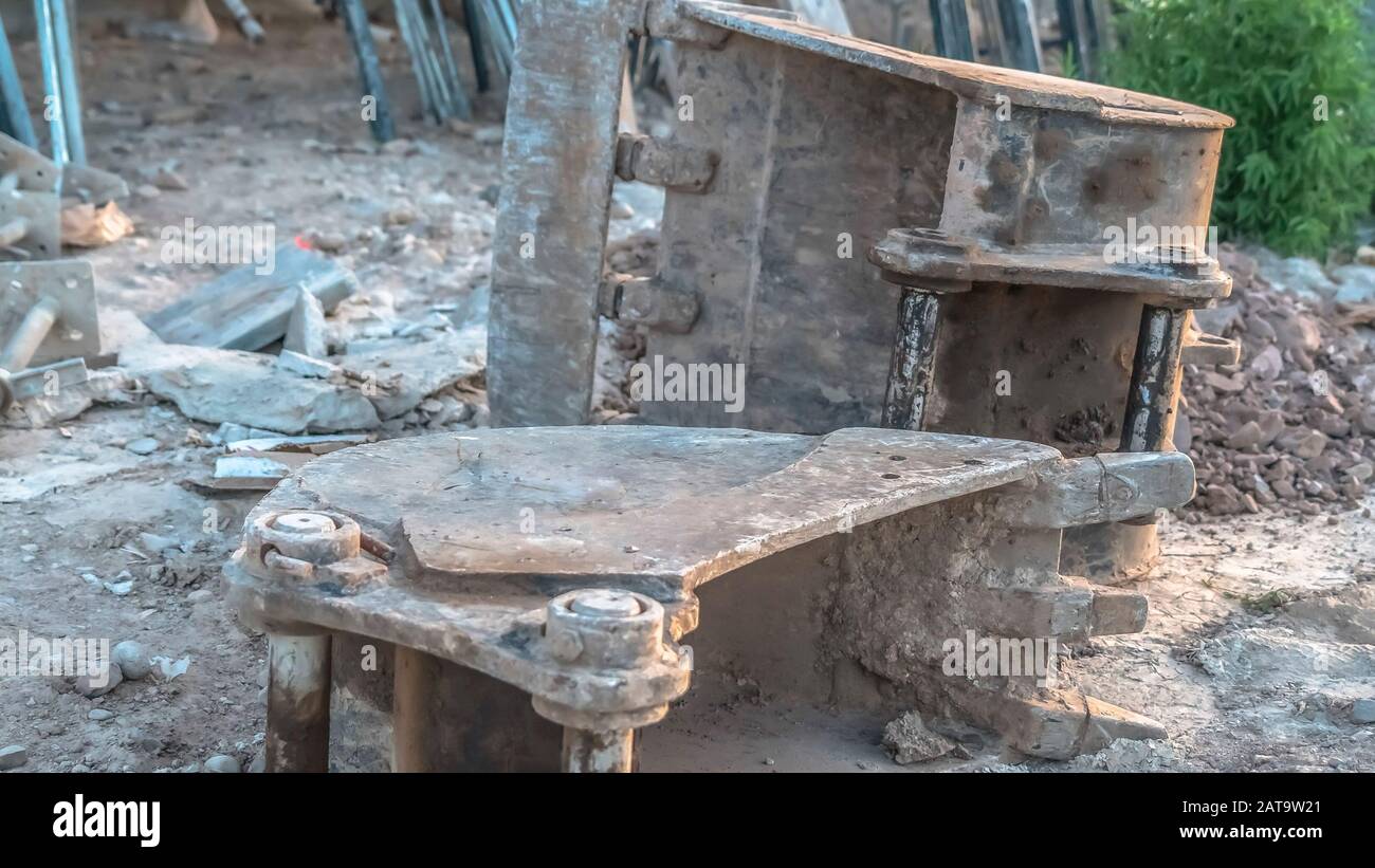Detached bucket hi-res stock photography and images - Alamy