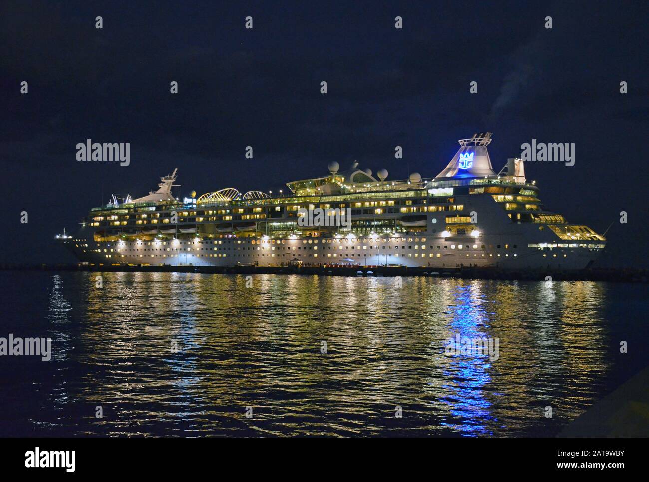 Cruise ship dock at Costa Maya, Mexico Stock Photo - Alamy