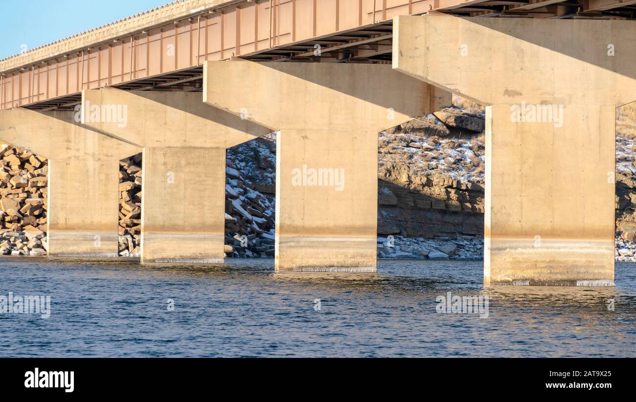 Stringer beam bridge hi-res stock photography and images - Alamy