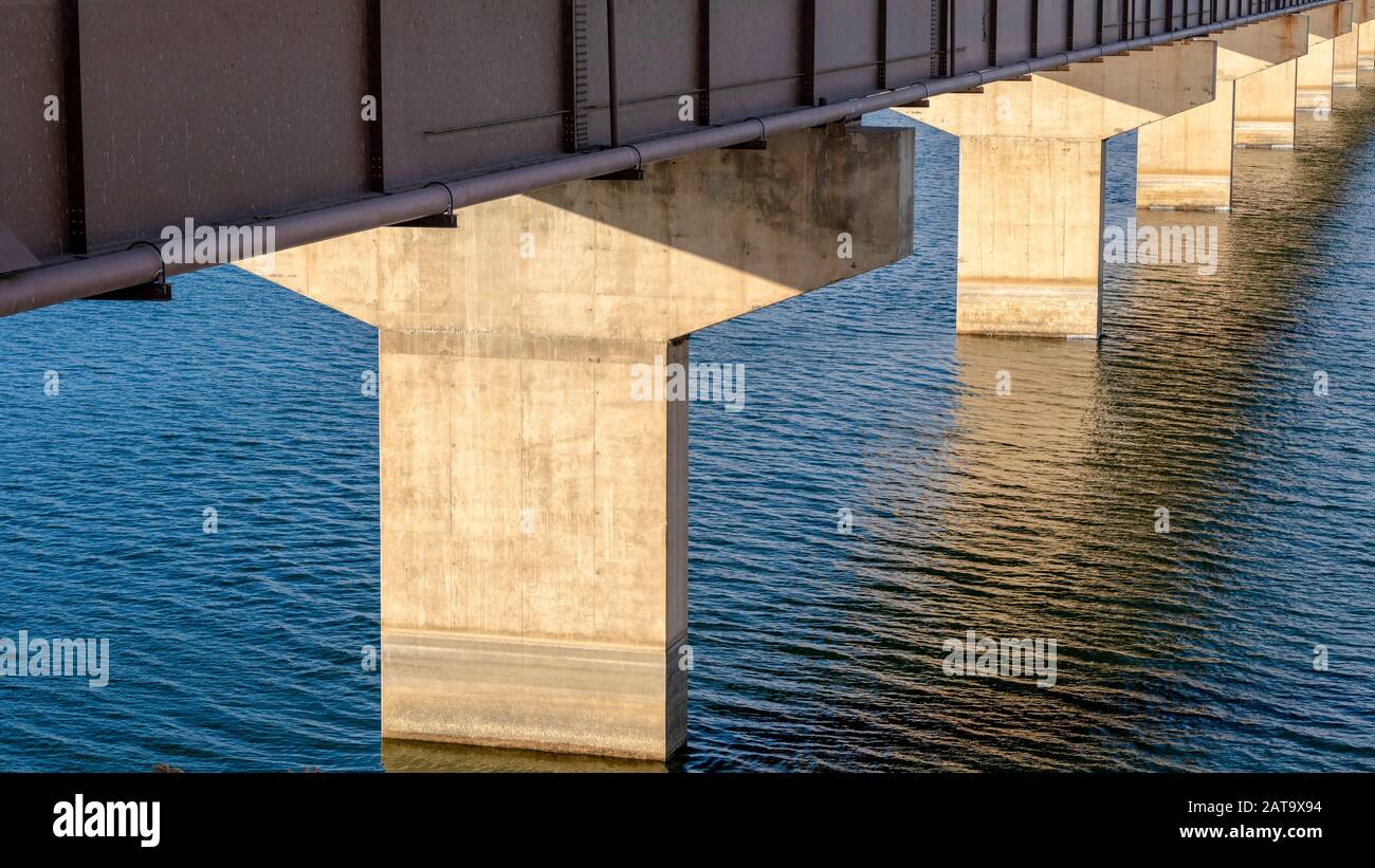 Stringer beam bridge hi-res stock photography and images - Alamy