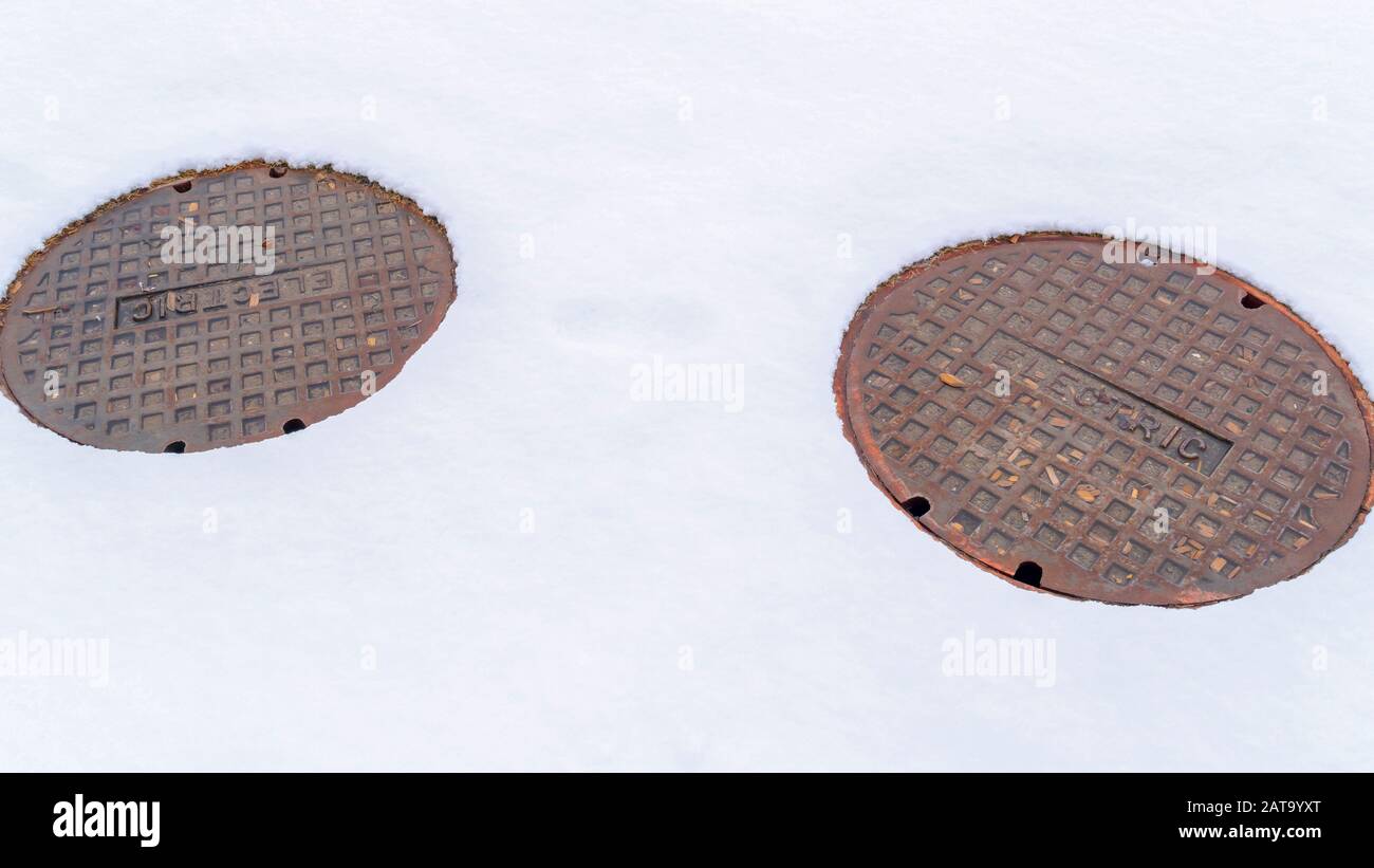 Panorama frame Manhole covers for electrical supply with raised ...