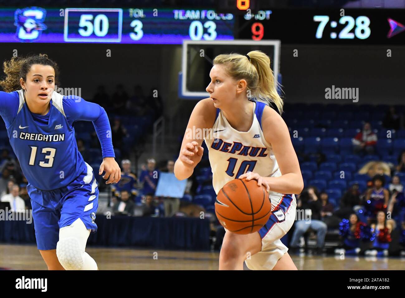 Chicago, Illinois, USA. 31st Jan, 2020. DePaul Blue Demons guard Lexi ...