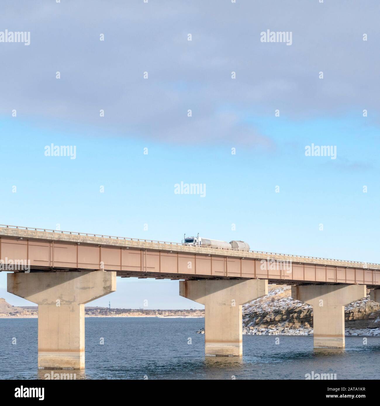 Stringer beam bridge hi-res stock photography and images - Alamy